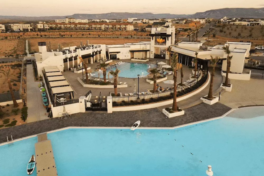 Desert Color | Southern Utah | Red Rock Vacation Rentals | Stay in St ...